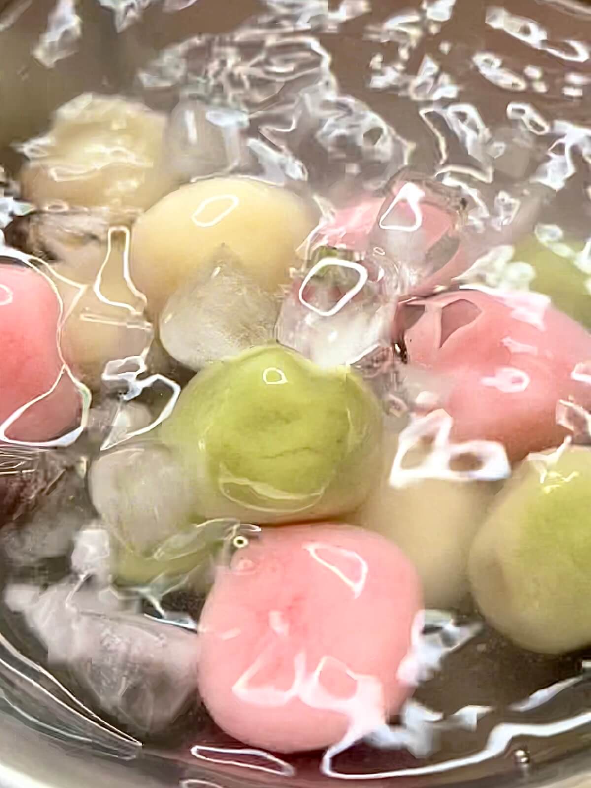 Hanami Dango - Jasmine and Tea